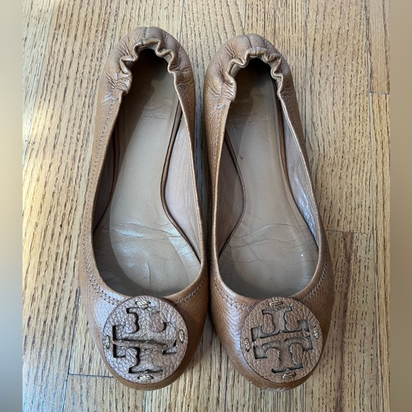 Tory Burch | Shoes | Tory Burch Brown Leather Reva Flats With Iconic ...